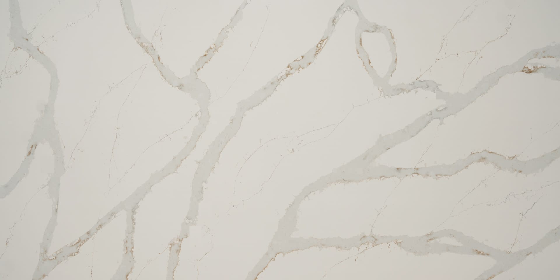 Calacatta Capri Quantra Quartz - Primus Surfaces